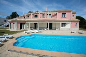 Albufeira Lounge Guesthouse (Rua de Santo António No:12, Albufeira), otel  Faro'dan