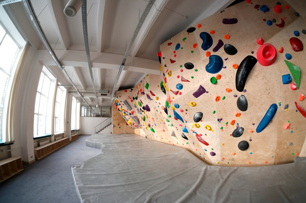 Tırmanma duvarı ClimbiIN Tokyo boulder gym, Moskova, foto