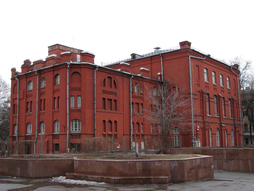 Müzeler ve sanat galerileri Kharkiv Historical Museum named after M.F. Sumtsov, Harkiv, foto