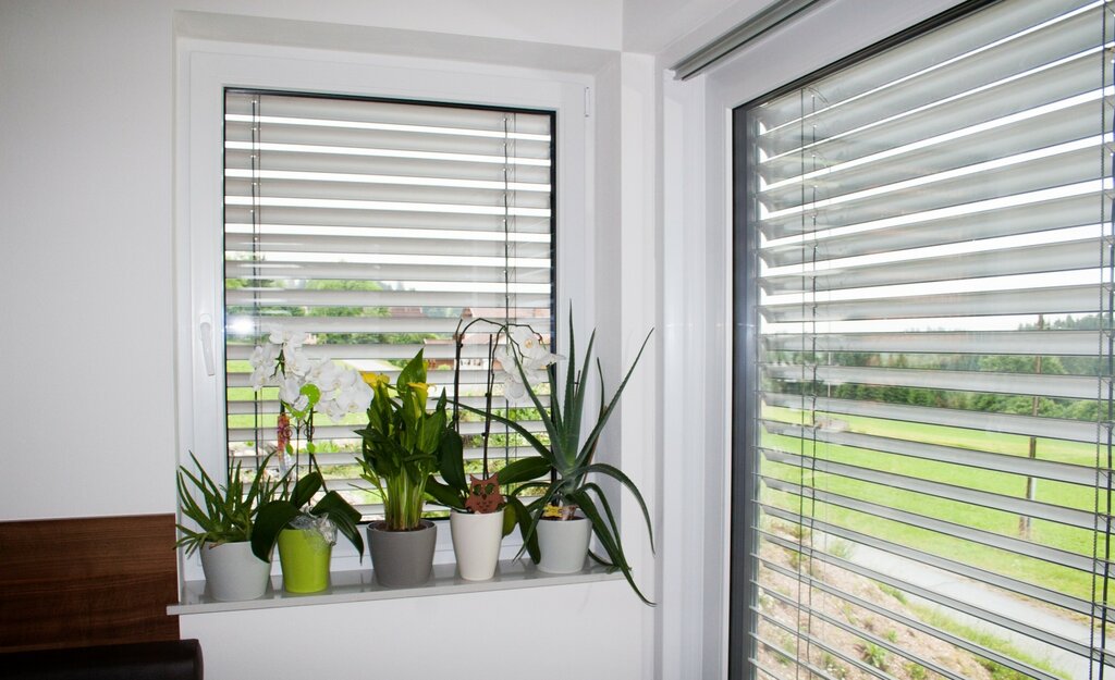 Pencere aksesuarları Bauelemente Jost Fenster & Türen, Karintiya, foto