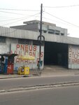 Pneus auto vulcanisation parallélisme (Brazzaville, Avenue des Trois Martyrs), otomobil kliması firmaları  Brazzaville'den