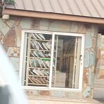 Shop (Ecowas Road No:113, Agboogba), ayakkabı mağazaları  Gana'dan