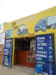 Sam auto (Brazzaville, Commune de Ouenzé, Avenue de la Tsiémé), otomobil yedek parçaları  Brazzaville'den