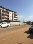 Minerva College (Abidjan, La commune Yopougon, Quartier de la Andokoi, Rue Q68), ortaokul  Abican'dan