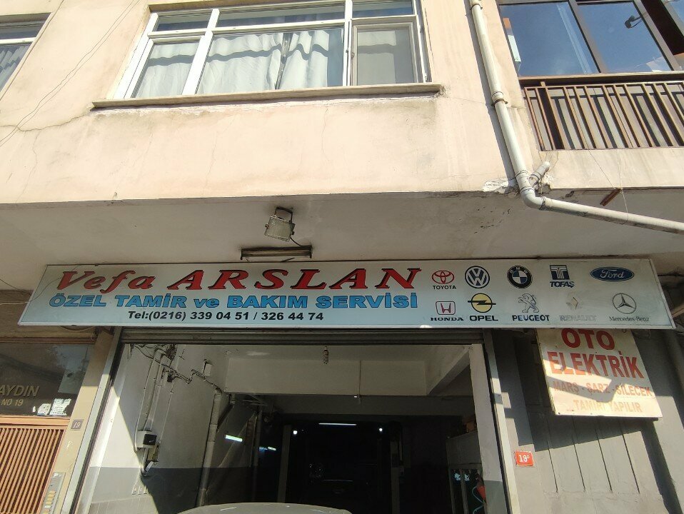 Araba radyatörü Vefa Arslan oto tamir bakım, İstanbul, foto
