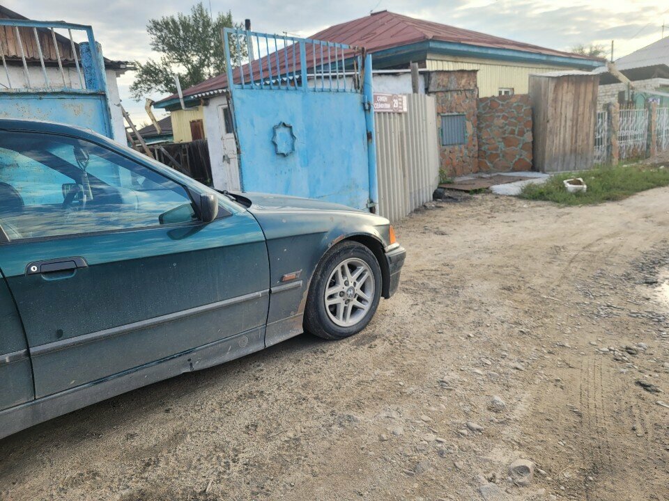Sosyal yardım kuruluşları Молодежный ресурсный центр, Semey, foto