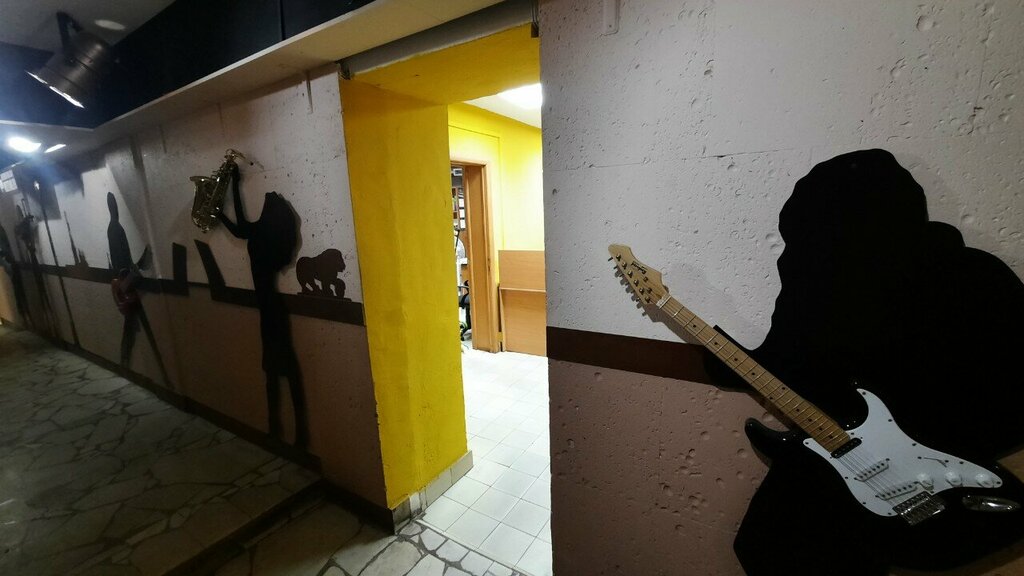 Müzik enstrumanların tamiri Fabrika roayley i pianino Akkord, Saint‑Petersburg, foto