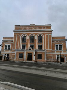 Мотодом (Proletarskaya street No:2), müzeler ve sanat galerileri  İrbit'ten