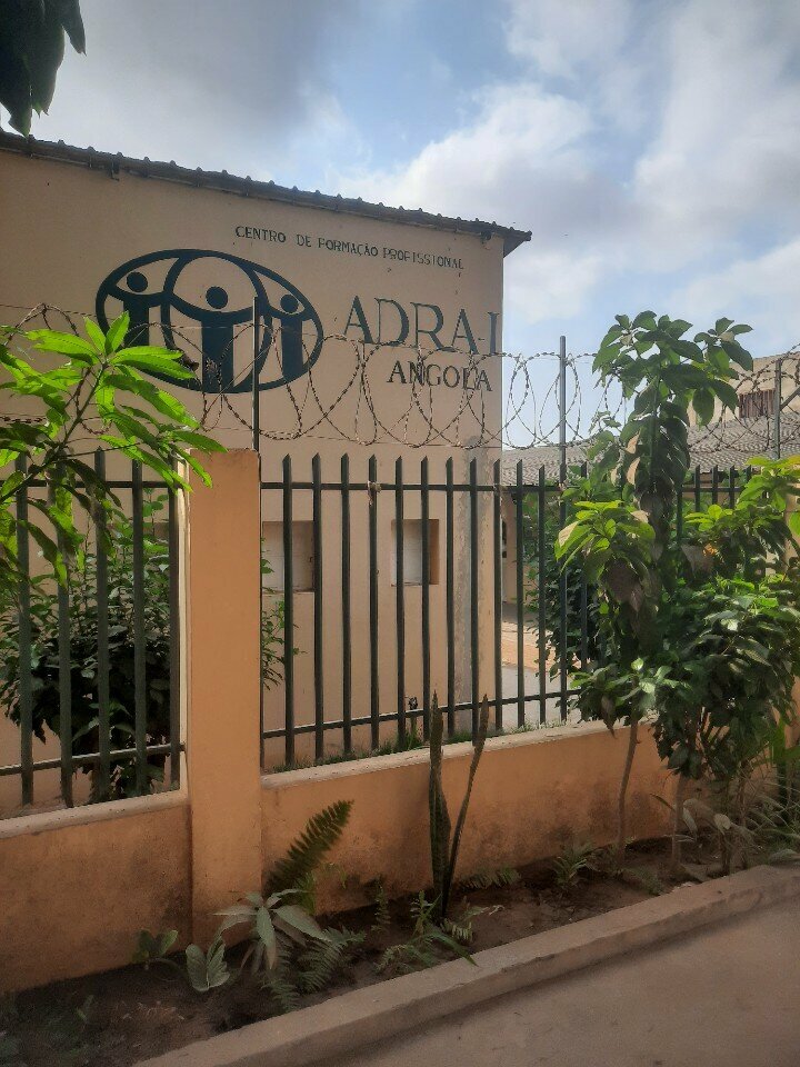 Eğitim merkezleri Centro de formação profissional muxiri, Loanda, foto