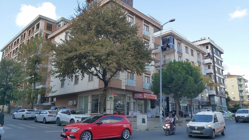 Kuaförler Uğur Yıldırım Berber, İstanbul, foto