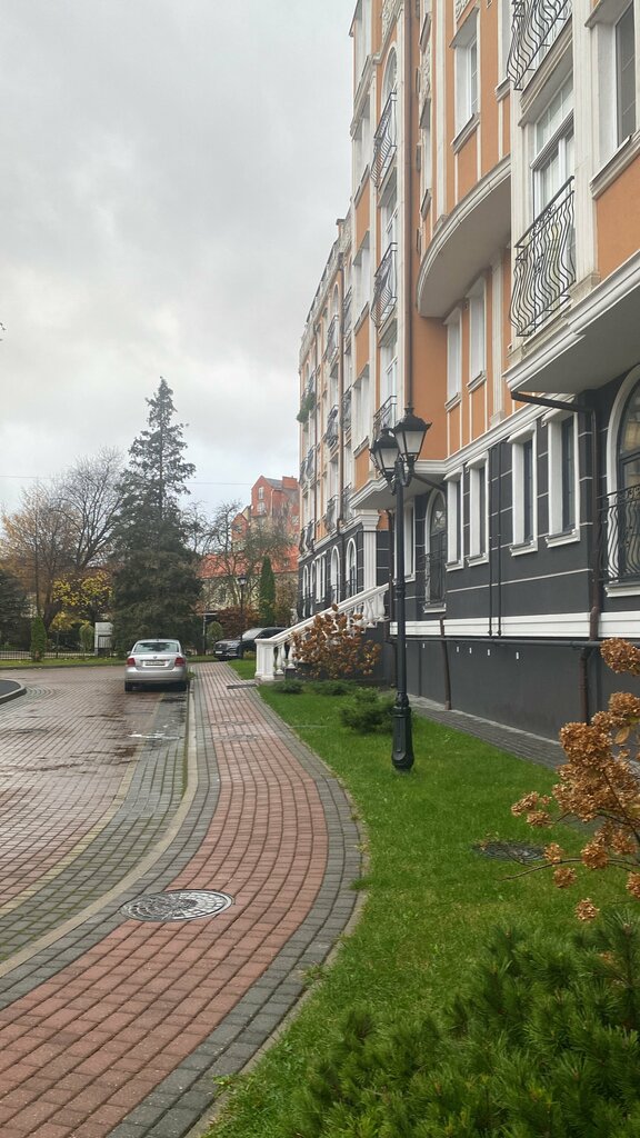 Konut blokları Амалиенау-Хаус, Kaliningrad, foto