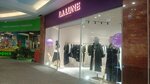 La Lune (Turan dańǵyly No:24), giyim mağazası  Astana'dan
