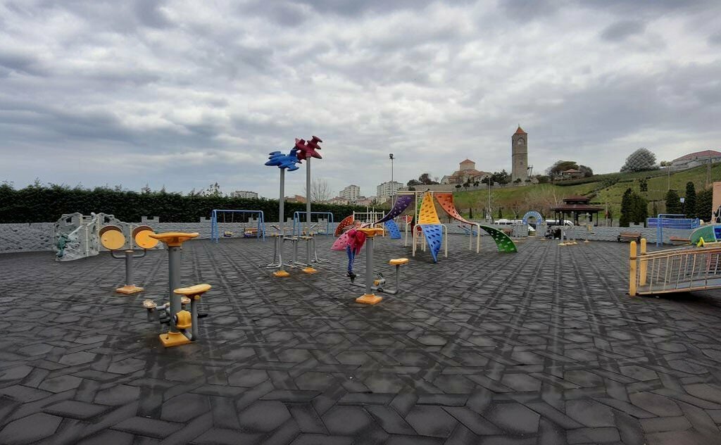 Oyun alanı Oyuncakistan, Ortahisar, foto