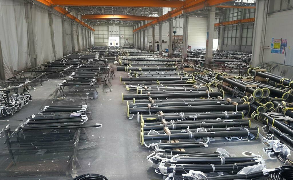 Boya ve cila malzemeleri üretim ve satış yerleri Kemipaz, Ankara, foto