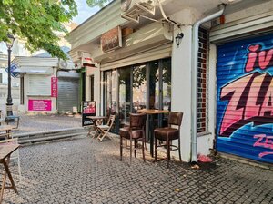 Dajanino salo (Belgrade County, Zemun, Donji grad, Magistratski Square, 6), fast food  Belgrad'dan