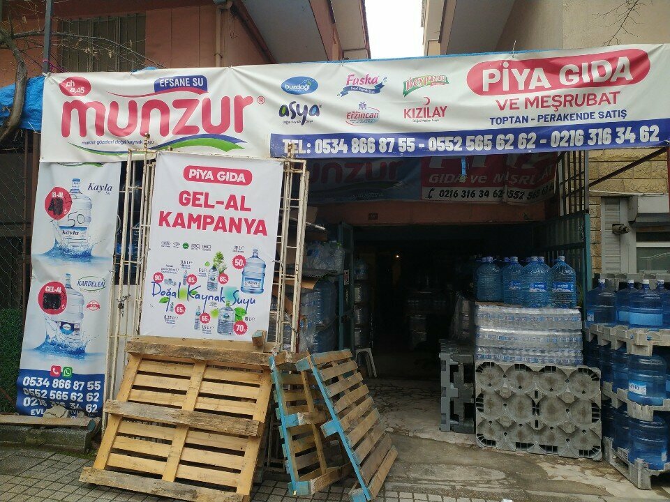 Su satışı Munzur Su, İstanbul, foto