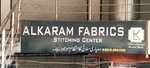 Al Karam Fabrics (Gorden College Road No:H405, Naya Mohalla), giyim mağazası  Rawalpindi'den