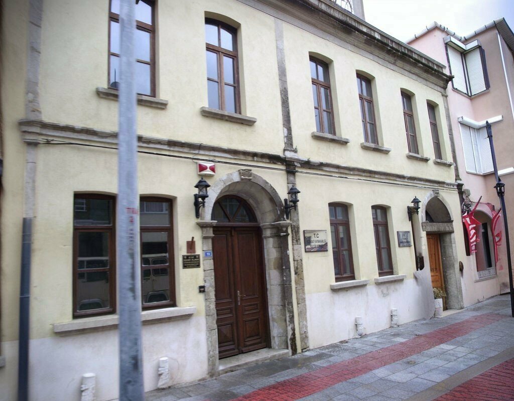 Devlet kurumları ve bakanlıklar Eceabat Kaymakamlığı, Eceabat, foto