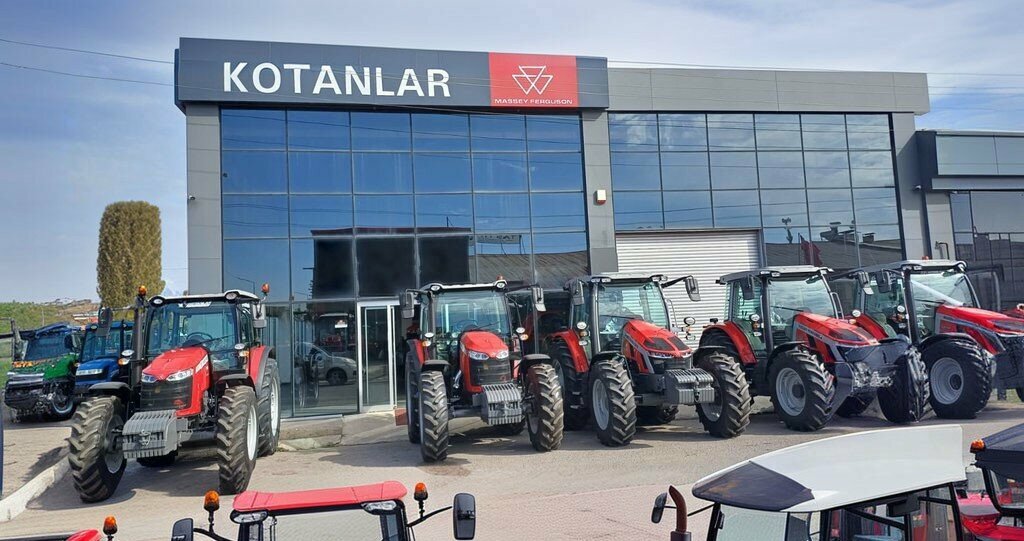 Tarım makineleri, ekipmanlar Kotanlar Traktör Massey Ferguson Sivas, Sivas, foto