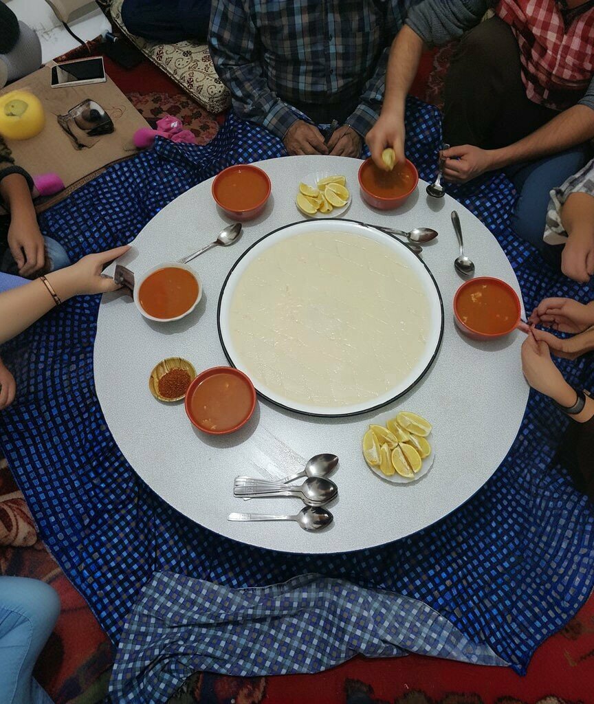 Pansiyonlar, hosteller Bahçelievler Ortaöğrenim Erkek Öğrenci Yurdu, Kumra, foto