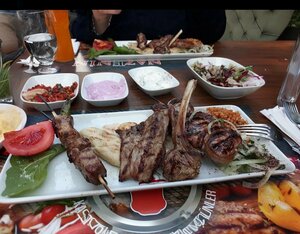 Rağbet Izgara Salonu (Kütahya, Kütahya Merkez , Servi Mah., Sümer 2. Sok., 2A), bar  Kütahya'dan
