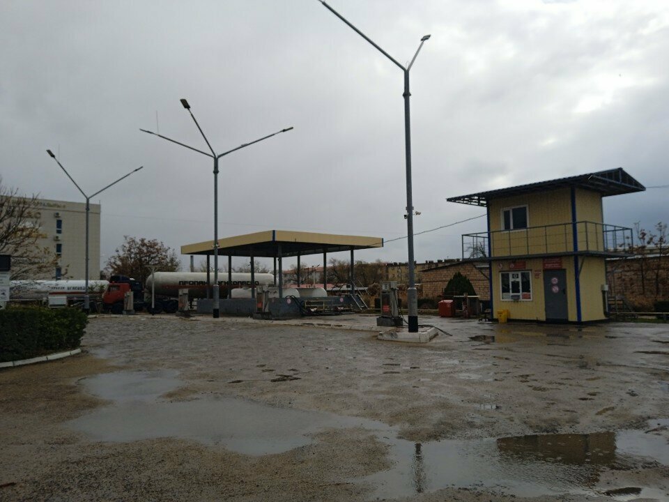 Otogaz dolum istasyonu Gas Station, Aktav, foto