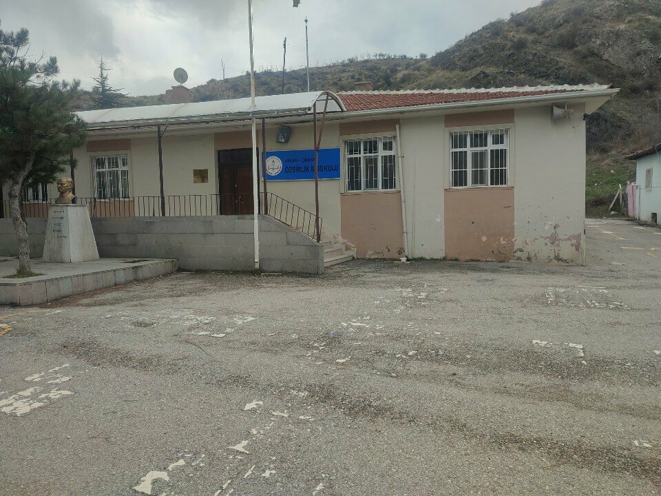 i̇lkokul Özbirlik İlkokulu, Ankara, foto