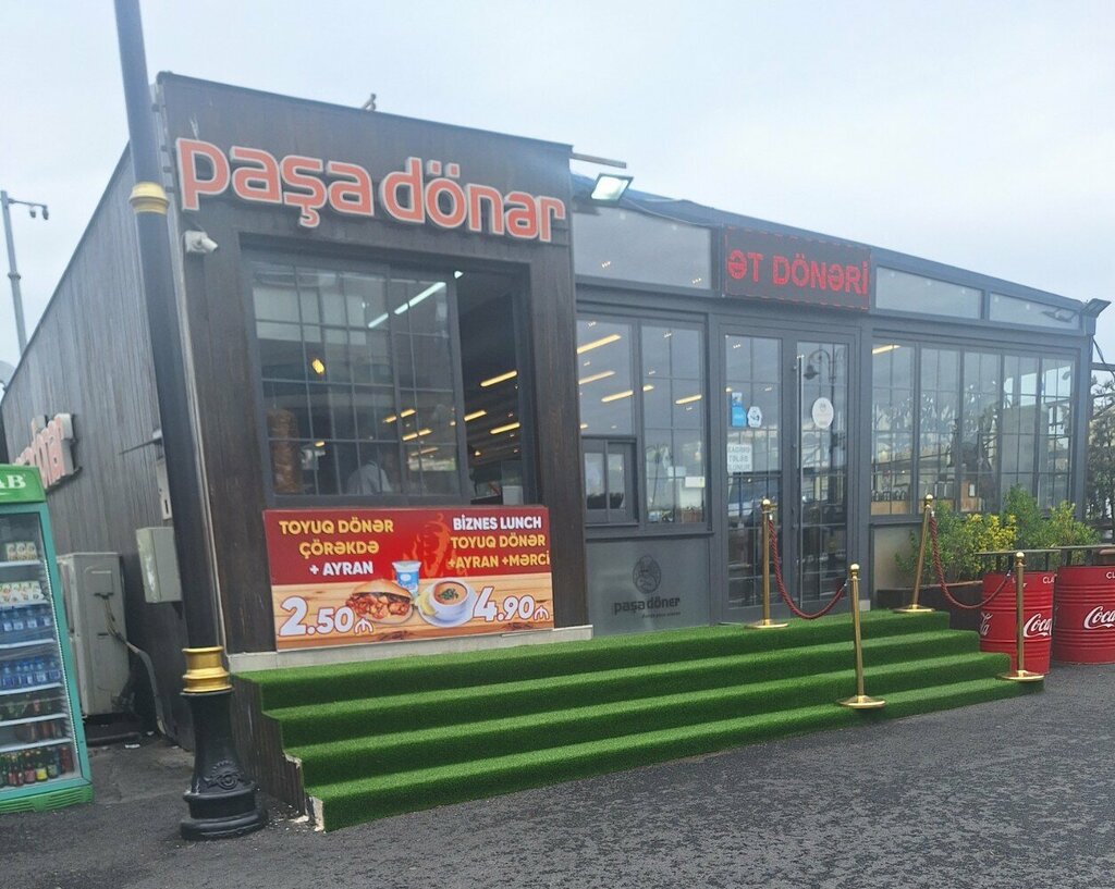 Kafe Paşa dönar, Bakü, foto