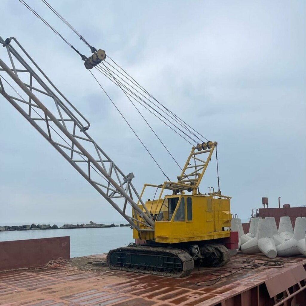 i̇nşaat ekipmanı kiralama МегаКран, Voljski, foto