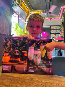 GastroBistro Raskolnikov (Gostinodvorskaya ulitsa No:2), kafe  Staraya Russa'dan