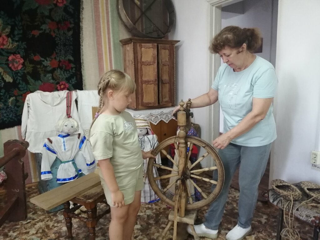 Müzeler ve sanat galerileri Zavyalovsky istoriko-krayevedchesky muzey Muk, Altayski krayı, foto