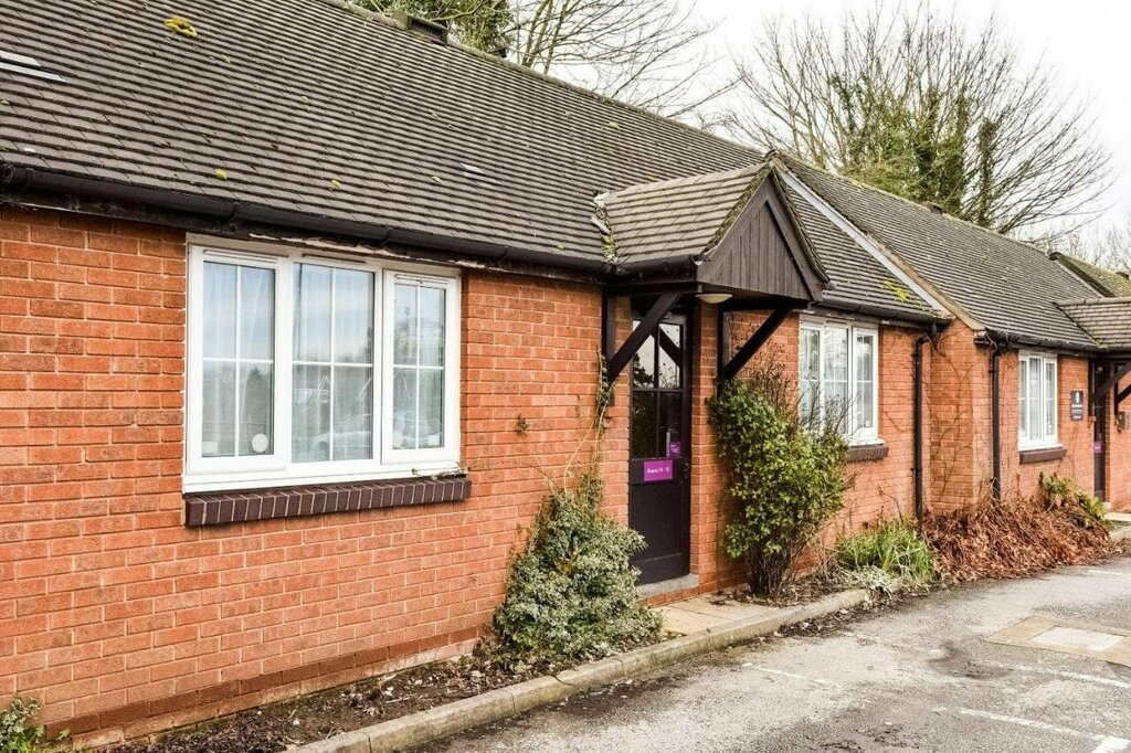 Otel Oyo Tyger Inn, Derby, İngiltere, foto