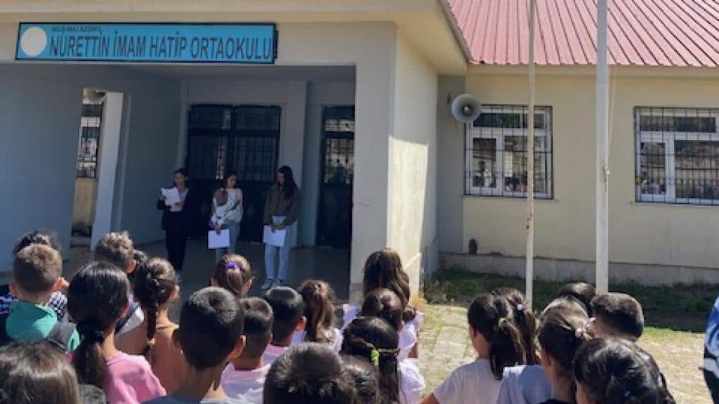 Ortaokul Nurettin Ortaokulu, Malazgirt, foto