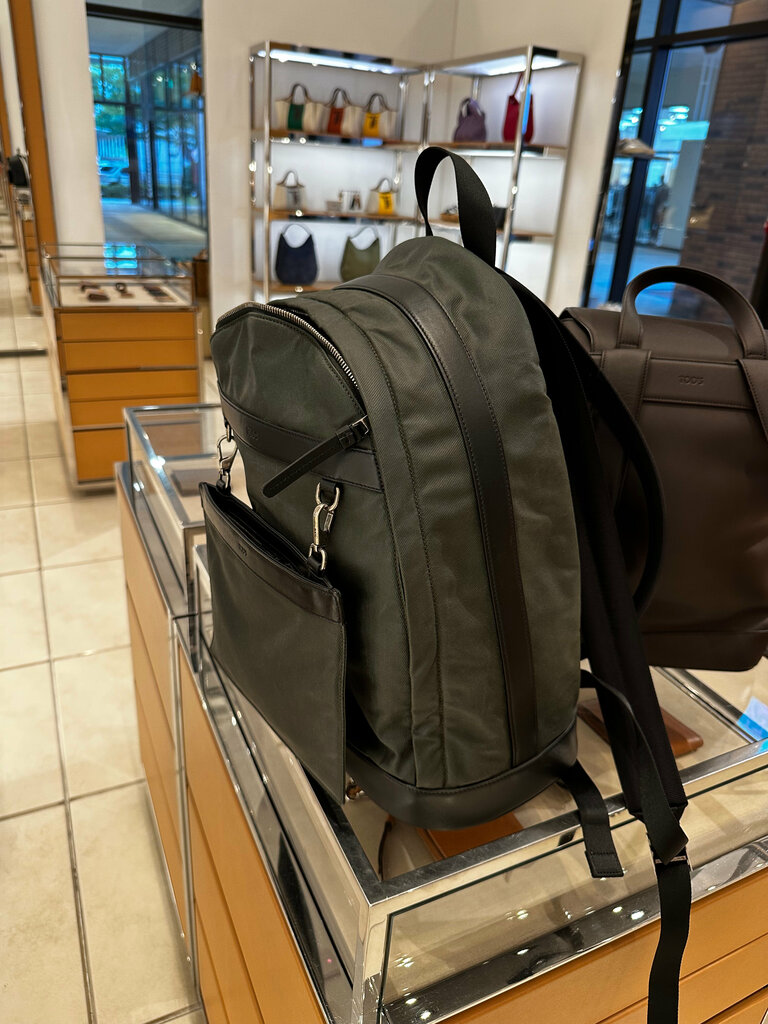 Giyim mağazası Prada Korea Paju Lotte Premium, Gyeonggi İli, foto