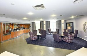 Stirling Court Hotel (Scotland, Stirling), otel  Stirling Konsey Alanı'ndan