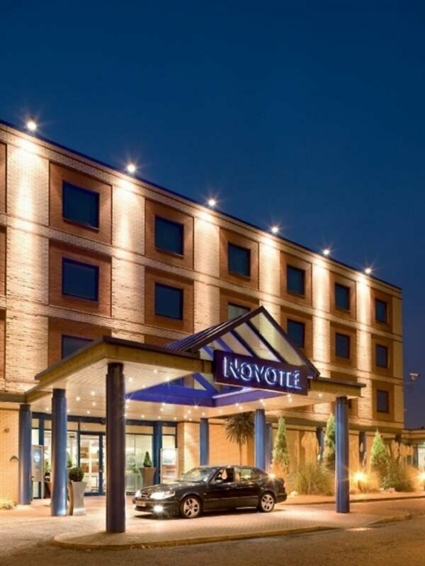 Otel Novotel London Heathrow Airport M4 Jct. 4, Londra, foto