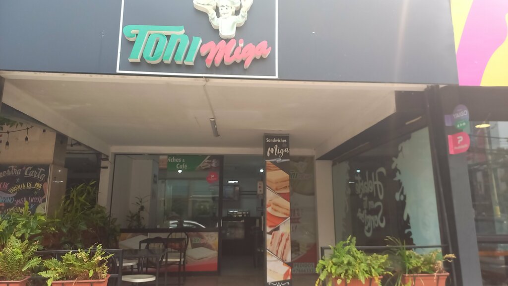 Kahve dükkanları Toni Miga, Santa‑Krus, foto
