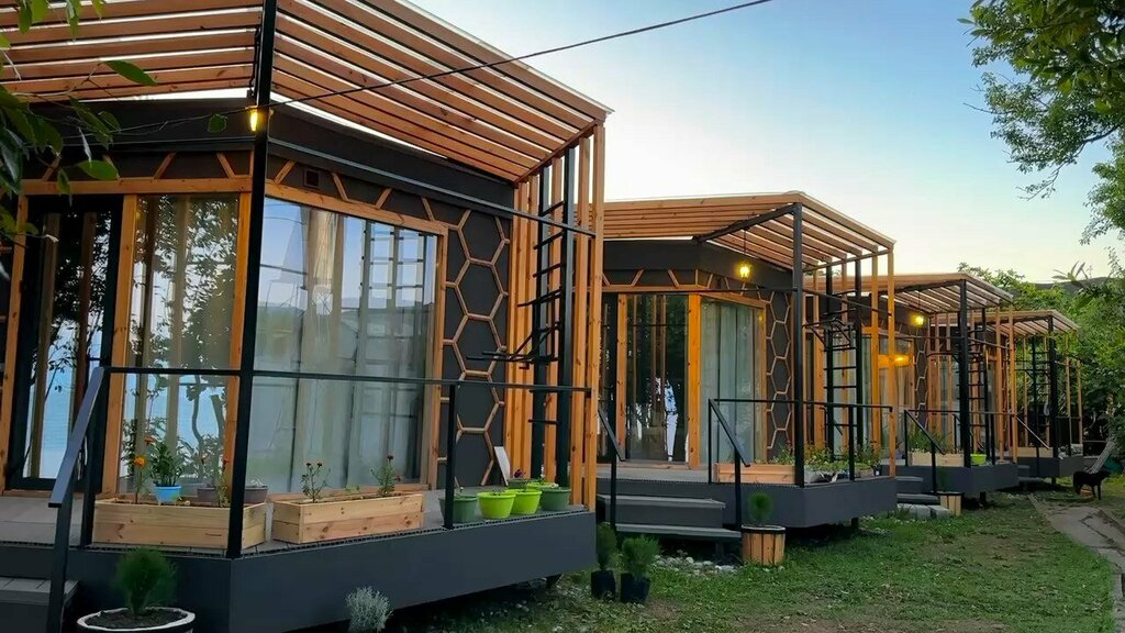 Resort oteller, tesisler Домик у моря, Gudauta Bölgesi, foto