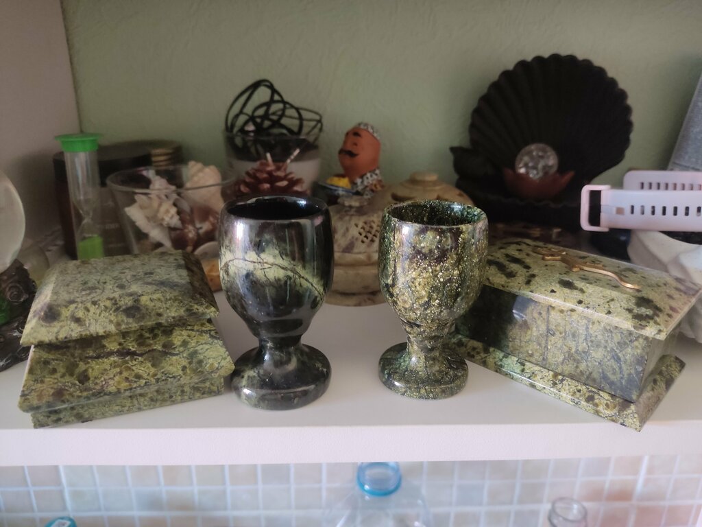 Taş ürünler ve yapılar Гильдия камня, Sverdlovskaya oblastı, foto