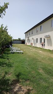 Mys Kazantip (Центральная улица No:101А, село Мысовое), otel  Kırım Cumhuriyeti'nden