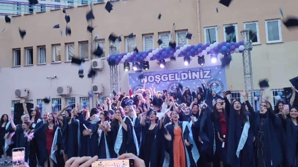 Fen lisesi, sosyal bilimler lisesi Maltepe Mesleki Ve Teknik Anadolu Lisesi, İstanbul, foto