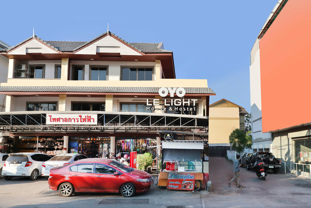 Otel Oyo 531 Le Light House & Hostel, Chiang Mai, foto