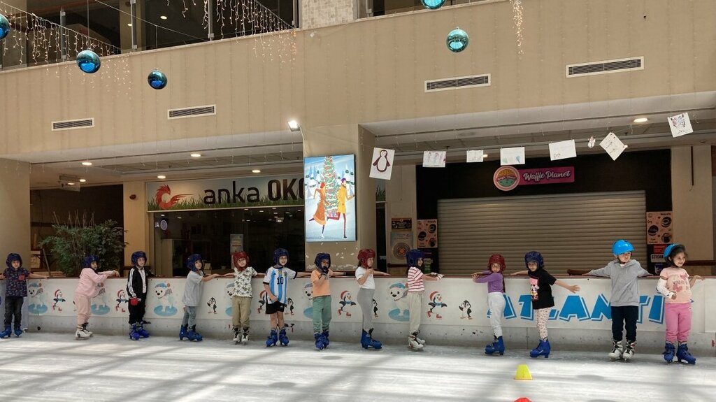 i̇lkokul İbrahim Saime Zıpkın İlkokulu, İstanbul, foto