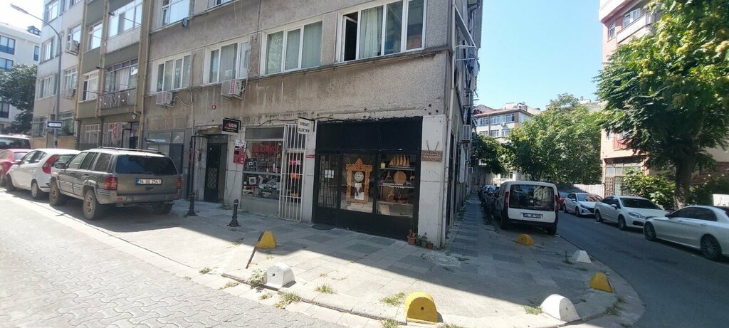 Ekmek fırını Güven Unlu Mamüller, İstanbul, foto