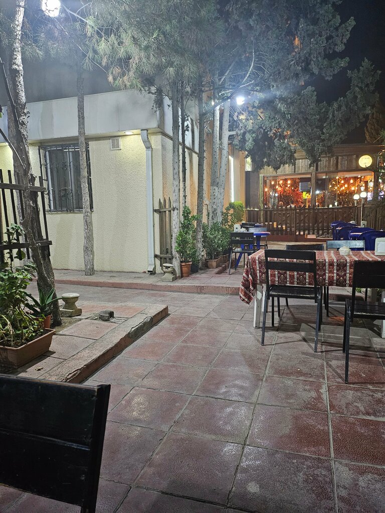 Kafe Kafe khatire, Bakü, foto