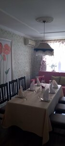Kafe Sery kot (Panelnaya ulitsa No:2, selo Sosnovka), kafe  Habarovski krayından