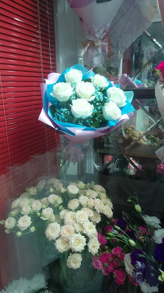 Çiçekçiler Цветы, шары, Moskova ve Moskovskaya oblastı, foto