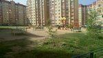 Playground (Voronezh, mikrorayon Novy Bombey), oyun alanı  Voronej'den