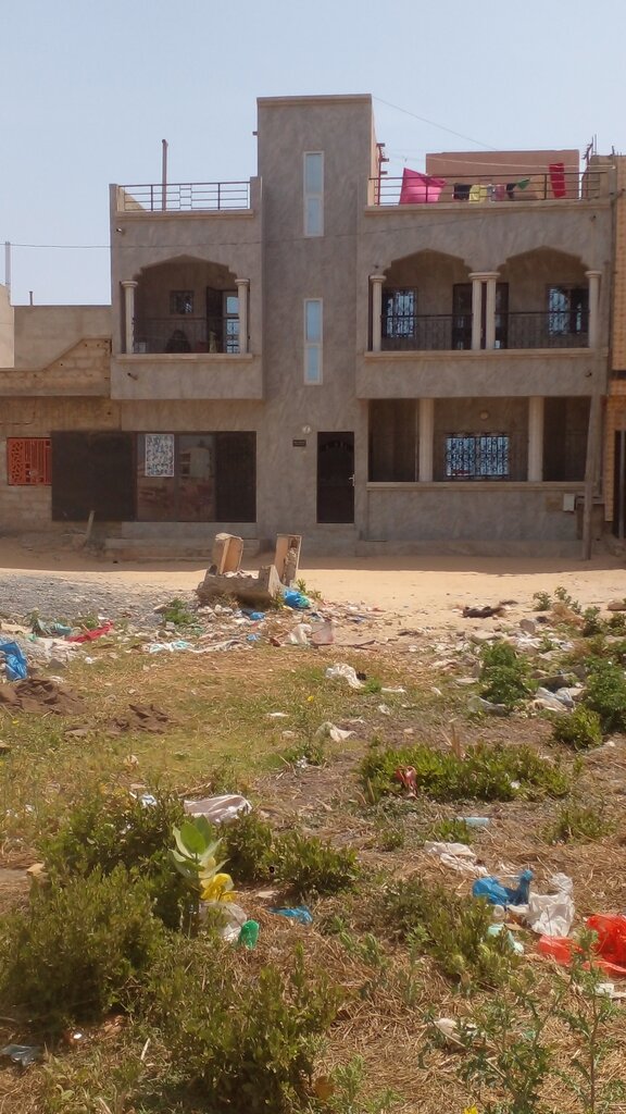 Oto kiralama Dioumcash, Dakar, foto