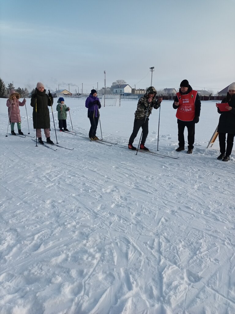 Çok amaçlı spor tesisleri Бассейн Юность, Omskaya oblastı, foto